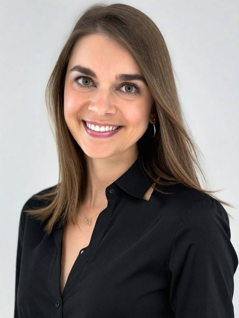 Professional Headshots With AI Headly